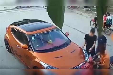 这车祸谁来负责，男子下车当场发飙，要不是监控谁会相信监控车祸男子