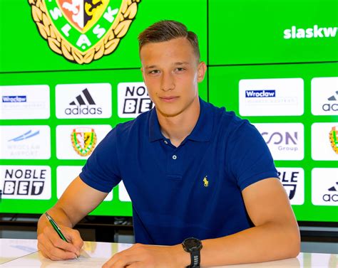 Oficjalnie Kacper Radkowski W Śląsku Wrocław