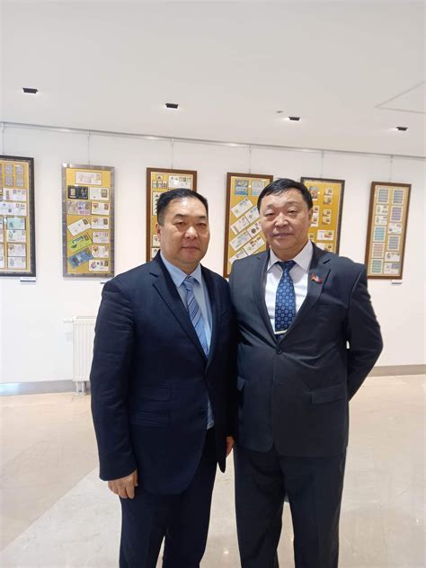 ТӨВ АЙМГАА ТӨЛӨӨЛӨН МОНГОЛ УЛСЫН ШИНЭ ҮНДСЭН ХУУЛЬ БАТЛАЛЦСАН АХМАД ДЕПУТАТУУДАД ХҮНДЭТГЭЛ ҮЗҮҮЛЛЭЭ