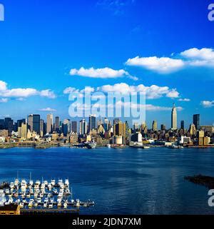 New York 1980s Hudson River Lower Manhattan Skyline Wtc World Trade Center Twin Towers