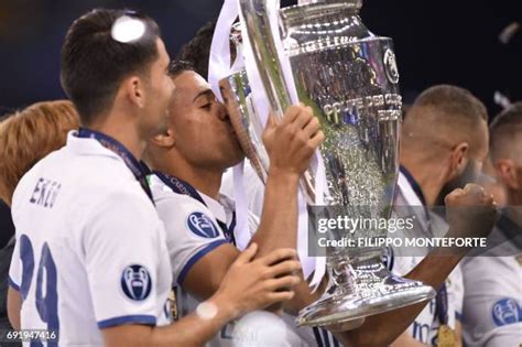 Defender Danilo Photos And Premium High Res Pictures Getty Images