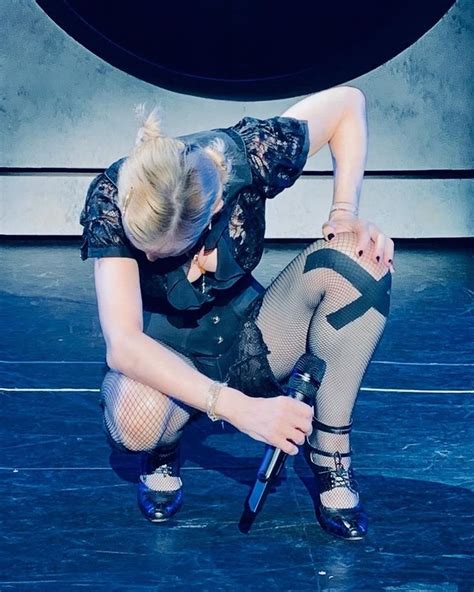 Pin Oleh A Marshall Mathers Di Black Famous