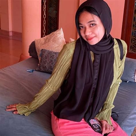 Fatimah Asa Fha Asa • Threads Say More