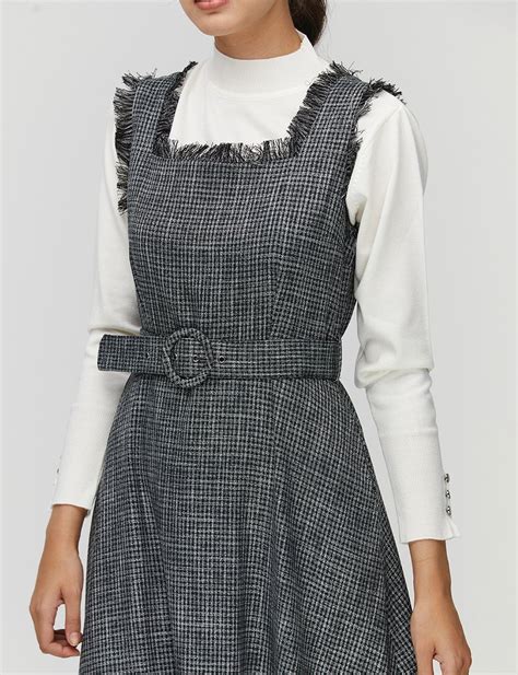 Tüvit Jile Elbise Siyah Beyaz