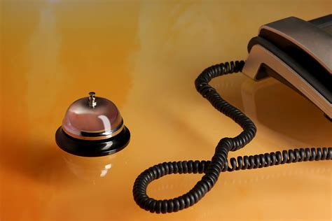 Leveraging Ai To Transform Customer Experience A Future Forward Approach