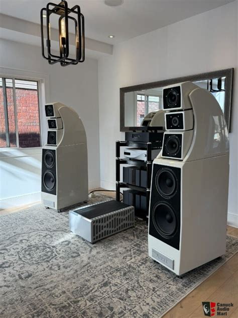 Wilson Audio Alexx Ultra Rare On The Canadian Market World Class Reference Sound Redefining