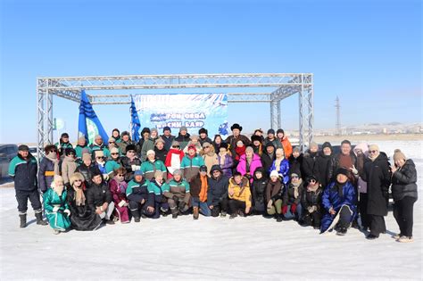 МӨНГӨН ӨВӨЛ 2025 ЦАСНЫ БАЯР БОЛЛОО Дархан Уул аймгийн Соёл урлаг аялал жуулчлал залуучуудын
