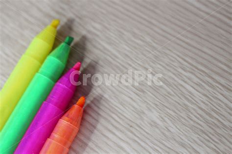 형광펜 펜 형광 필기도구 Highlighter 사진이미지일러스트캘리그라피 편집쟁이작가