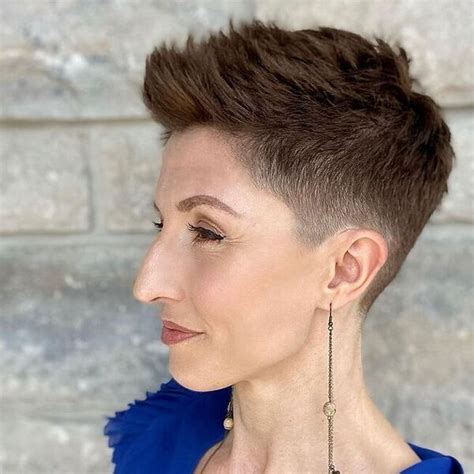 50 Edgy Short Pixie Cuts For Women