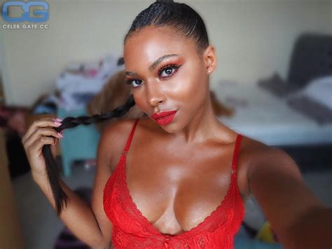 Samira Mighty Nackt Nacktbilder Playboy Nacktfotos Fakes Oben Ohne