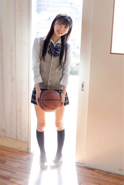 Hinako Mori 森日向子 公式グラビア写真集 青春 アオハル Set 02