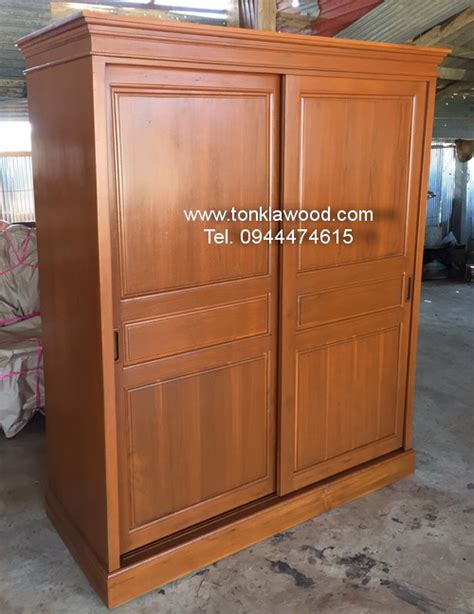 เฟอร์นิเจอร์ไม้สักทองของดีจังหวัดแพร่ ตู้เสื้อผ้าไม้สัก เตียงไม้สัก แหย่งไม้สัก ตู้โชว์โบราณไม้