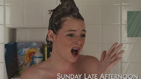 Kita Intip Cara Cewek Mandi Yuk