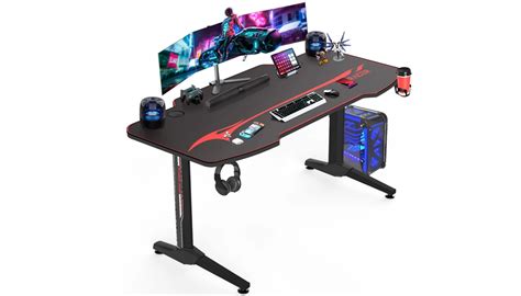 میز گیمینگ چه ویژگی هایی باید داشته باشد تکاف مگ