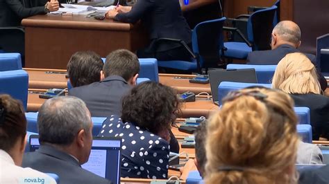 ФАЛСТАРТ НА АНТИКОРУПЦИОННИЯ ЗАКОН След продължителни дебати депутатите не гласуваха нито един