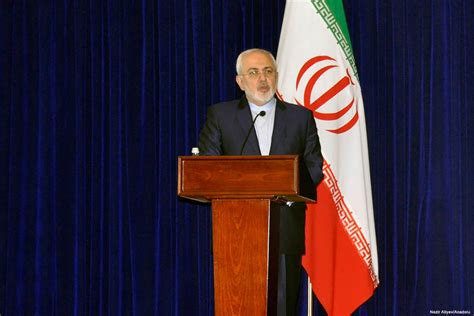 Irans Zarif Hopes Yemen War Does Not Lead To Iran Saudi Conflict Middle East Monitor