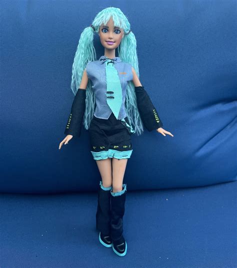 Hatsune Miku Doll 💙 Rcustomdolls