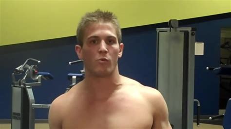 زیر بغل سیم کش از جلو دست جمع برعکس نماشا