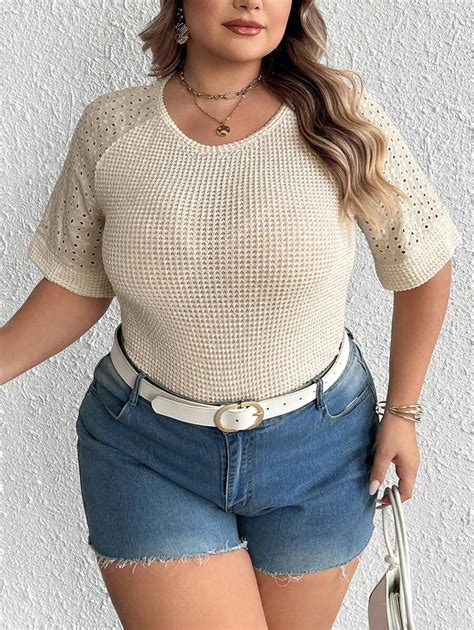 Shein Curve Plus Size Solid Color Round Neck Short Sleeve Casual Top