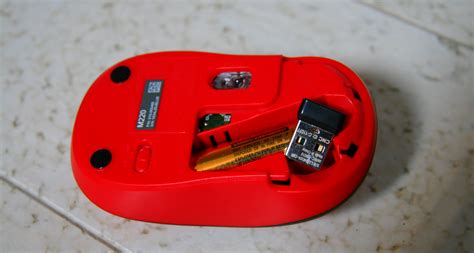how to clean logitech mouse