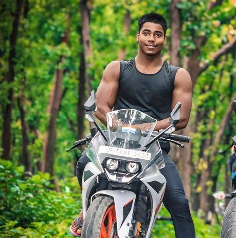 Nikhil Yadav On Reels