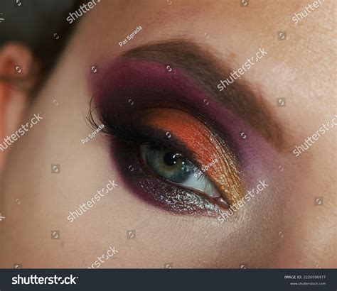 Colorful Arabic Eye Makeup