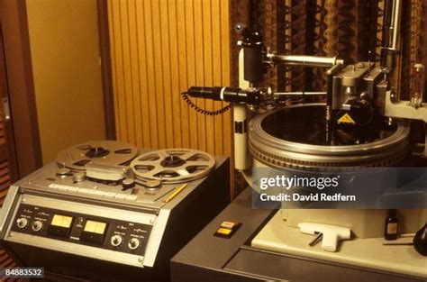 Record Cutting Vinyl Photos And Premium High Res Pictures Getty Images