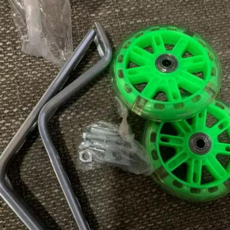 ล้อข้างรุ่นใหม่แบบมีไฟขณะหมุน Ennxo