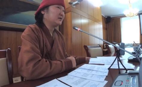 С Жавхлан экс Ерөнхий сайдын нэрийг мартав