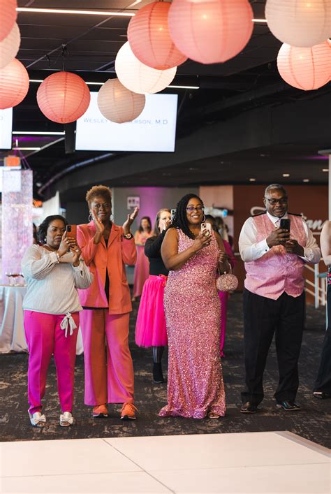 Gallery Cola Rosé Shower