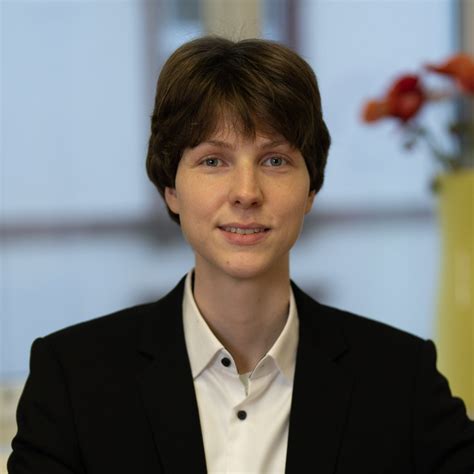 ᐅ Alle Kontaktdaten Von Rechtsanwältin Lilian Wolfer