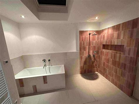 კაფელ მეტლახის ხელოსანი