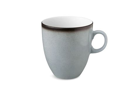 흰색 배경에 고립 된 음료를위한 파란색 초라한 차 컵과 접시 세라믹 커피 컵이나 머그잔 클로즈업 모의 클래식 도자기 기구 0명에 대한 스톡 사진 및 기타 이미지 Istock