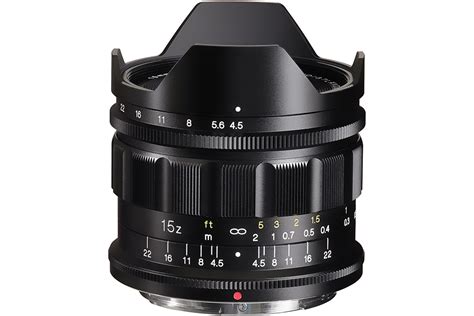寄りの撮影も得意なニコンzマウントの超広角レンズ「フォクトレンダー Super Wide Heliar 15mm F4 5