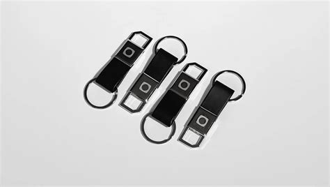 Chaveiro De Metal Bourchier