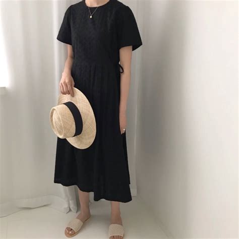 펀칭 레이스 리본 롱원피스 2color [아이보리 블랙]