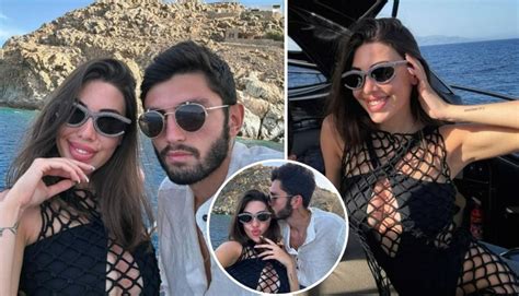 Photo ცხელი არდადეგები როგორ ისვენებს ირაკლი აზაროვი თავის მეუღლესთან ერთად Isport Ge