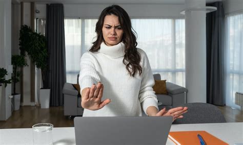 Disable App Notifications To Prevent Needless Alerts On Your Windows Laptop