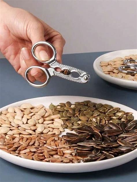 1pc Multifunctional Slouchy Sunflower Seed Sheller Tool Watermelon