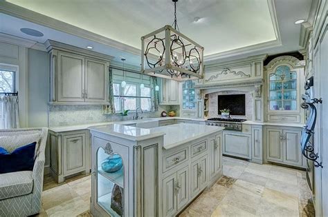 8000 Square Foot Brick Mansion In Nichols Hills Ok The American Manion