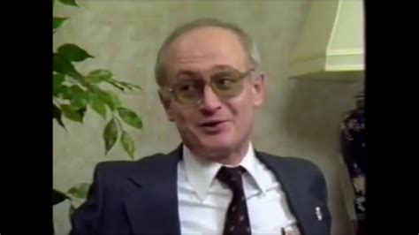 1984 Interview With Kgb Defector Yuri Bezmenov Full Youtube