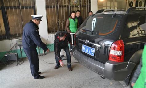 繁瑣的車輛年檢，是否應該取消私家車年檢？爭議越來越高 每日頭條