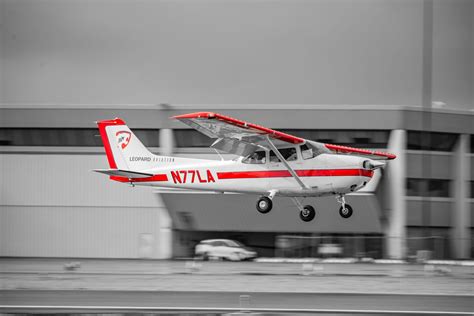 How Many Hours Does An Airline Pilot Work What Youll Be Doing In The