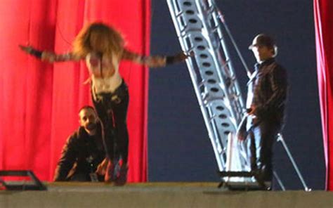 Beyonce Close To Five Months Pregnant