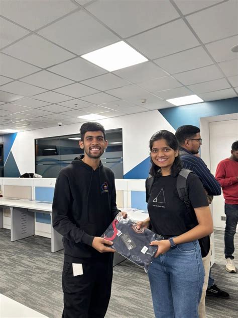 Aws Awsreinvent2024 Goodies Cloudcomputing Learningjourney Networking Gauri Karkhile