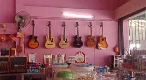 ဆောင်ဦးလှိုင် အကောင်းဆုံးသီချင်းများ စုစည်းမှု Lyric Music Video And Cover Songs Facebook