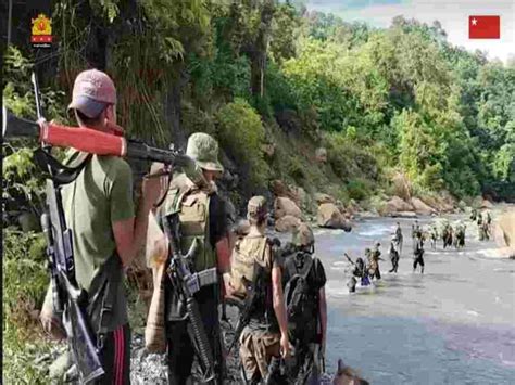 ဂန့်ဂေါရှိ ရဲစခန်း ၃ ခုကို Pdf တပ်ဖွဲ့က တိုက်ခိုက်နေပြီး စစ်တပ်က ဂျက်ဖိုက်တာဖြင့် ဗုံးကျဲ၊ ကလေးတ