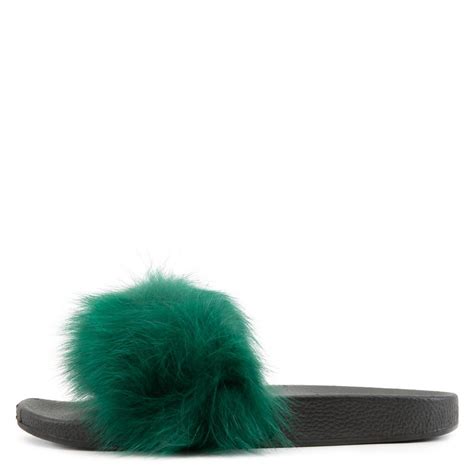 Fanzzy 1 Fur Slides
