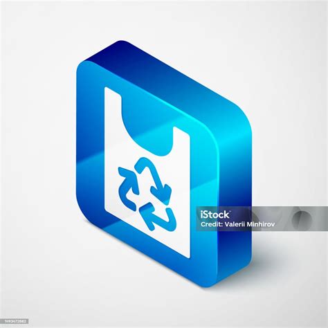 회색 배경에 분리된 재활용 아이콘이 있는 아이소메트릭 비닐 봉지 재활용 기호가 있는 가방 파란색 사각형 버튼입니다 벡터 3차원 형태에 대한 스톡 벡터 아트 및 기타 이미지