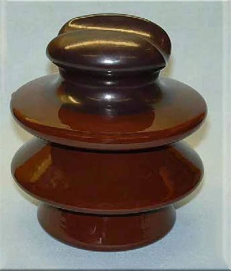 Brown Plastic Polymer Pin Insulator For Electrical Installation At